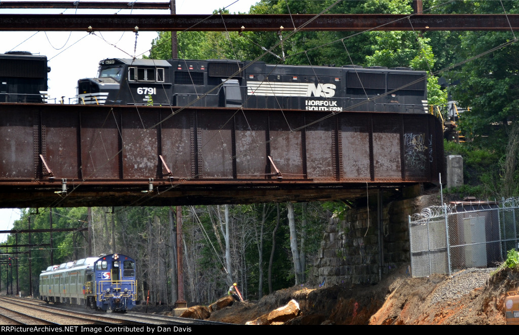 NS SD60M 6791 trails on 14D